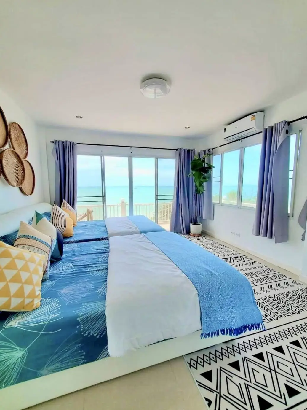 GORGEOUS BOUTIQUE BEACH RESORT FOR SALE Absolute Beachfront at Phala ...