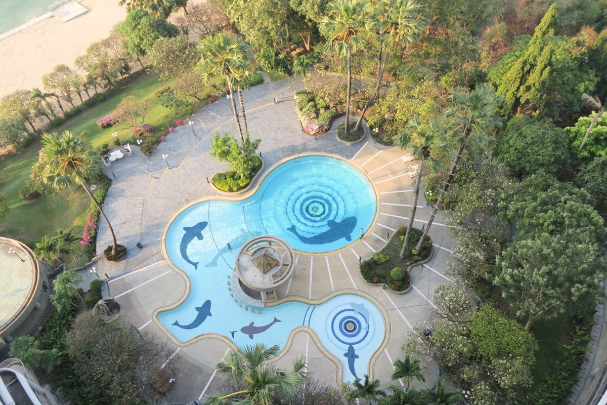 FOR RENT OR SALE Large Studio Condo With Sea Views Renovated to Highest ...