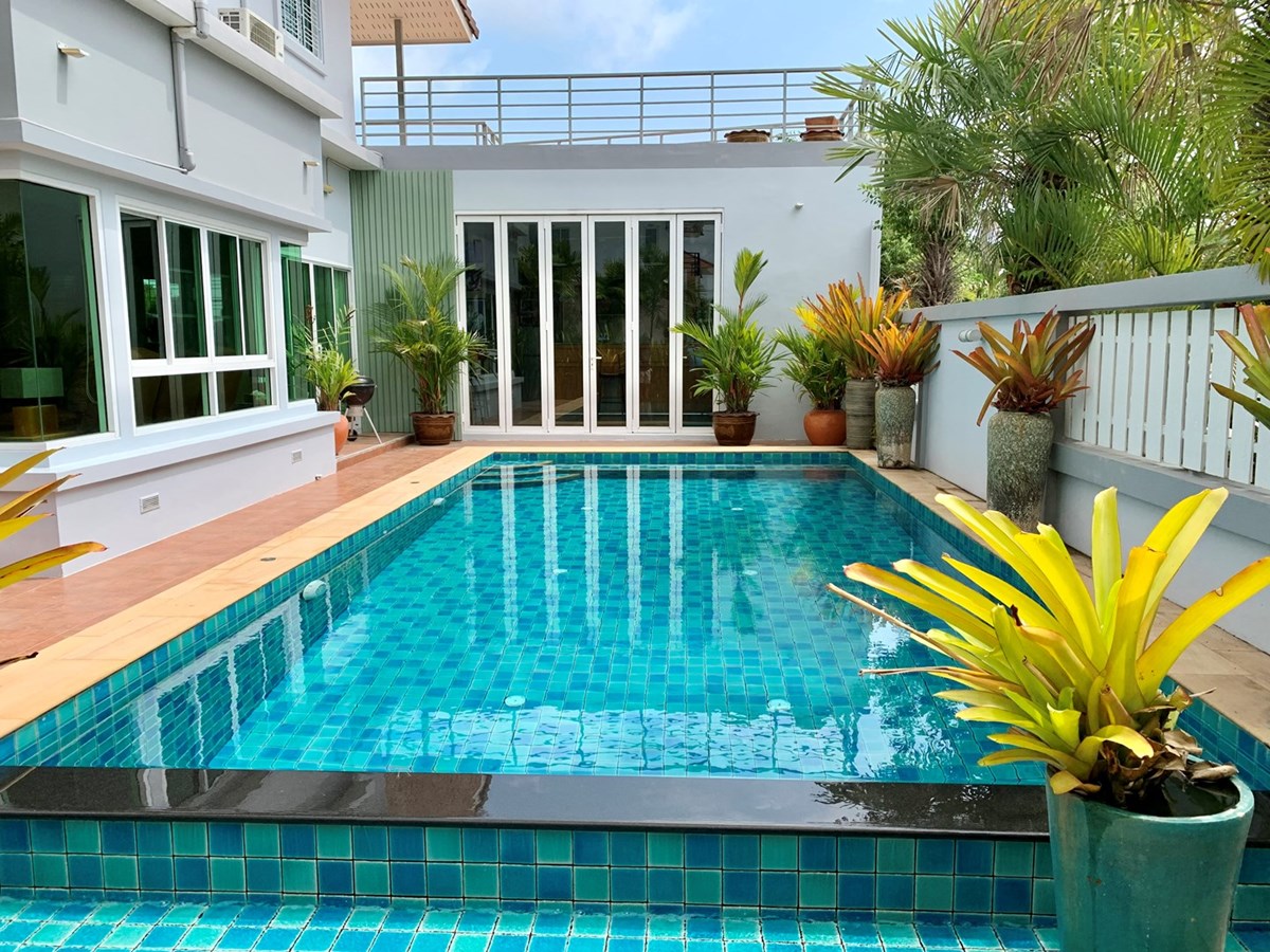 Exclusive 3 Bedroom Luxury Home with Salt Water POOL OASIS at THE SPRINGS, BAN CHANG, RAYONG ...
