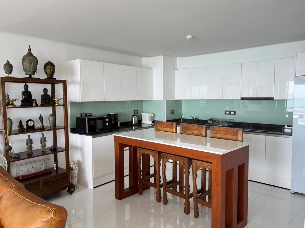 FOR RENT OR SALE Large Studio Condo With Sea Views Renovated to Highest ...